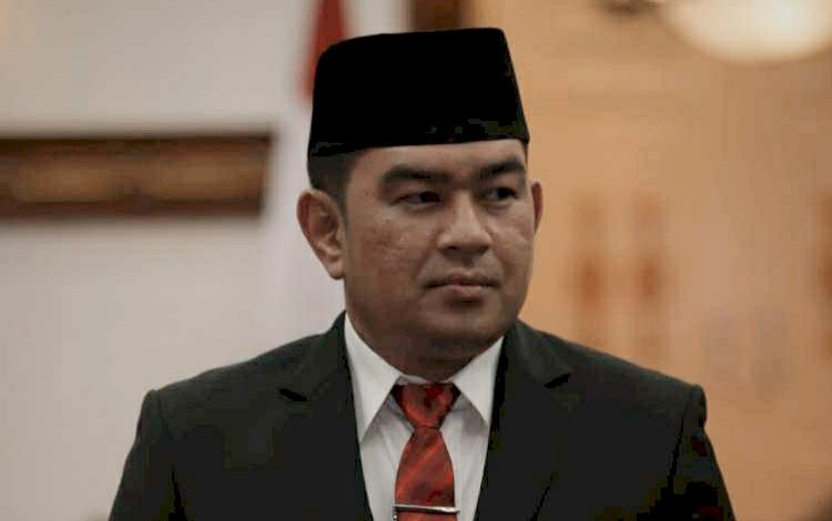 Mendagri Tetapkan Almuniza Kamal sebagai Pj Wali Kota Banda Aceh ... Mendagri Tetapkan Almuniza Kamal sebagai Pj Wali Kota Banda Aceh ...